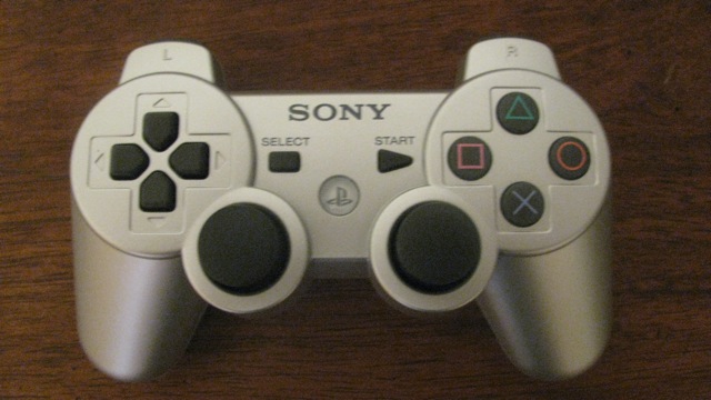 Hands-on: Satin Silver Dual-Shock 3 - Ars Technica