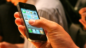 Apple says iPhone 4 algorithm is to blame, not antenna - Ars Technica