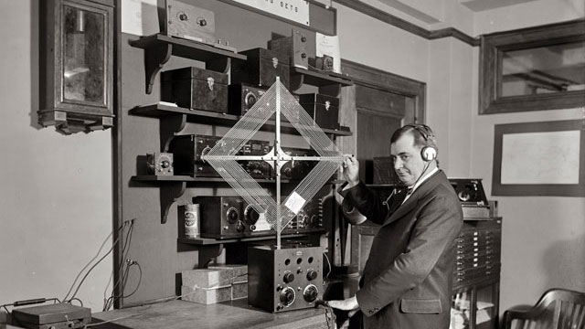 From AM radio to satellite TV: seven decades of FCC regulation - Ars ...