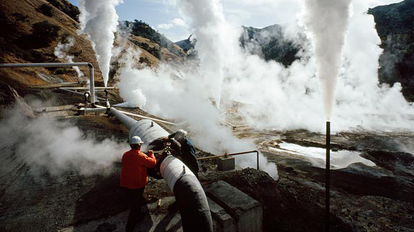 We might harvest the Earth’s heat while trapping carbon emissions - Ars ...