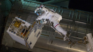 In-orbit refueling tests begin at International Space Station - Ars ...