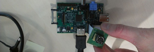 Raspberry Pi foundation demos 14MP camera module for $35 computer | Ars ...