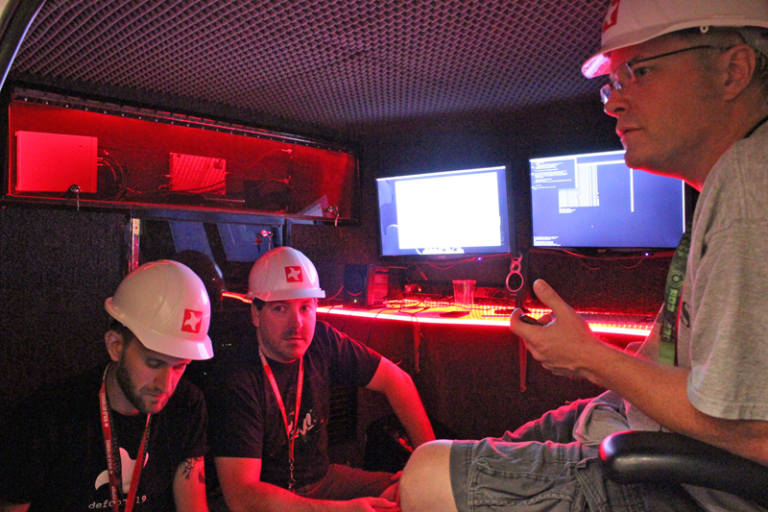 At Defcon, hackers get their own private cell network: Ninja Tel - Ars ...