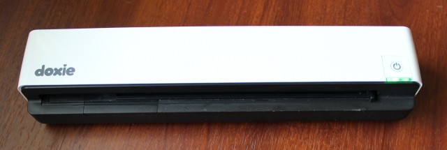 No computer required: The Doxie Go portable document scanner reviewed ...