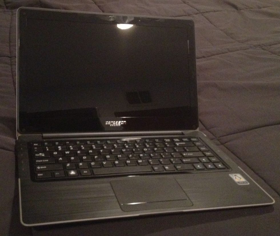 ZaReason UltraLap 430 pairs penguin power with Ultrabook form factor ...