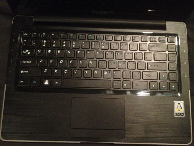 ZaReason UltraLap 430 pairs penguin power with Ultrabook form factor ...