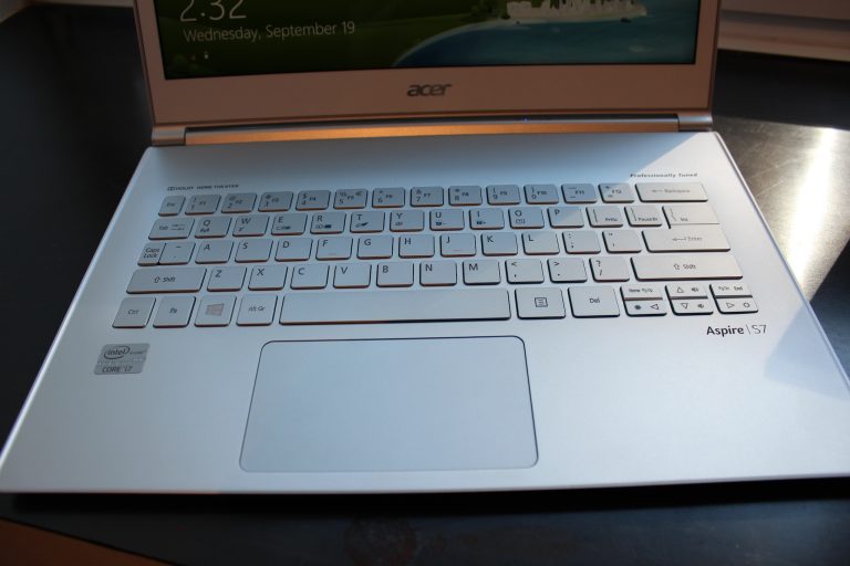 First look: Acer’s Aspire S7 touchscreen Ultrabooks - Ars Technica