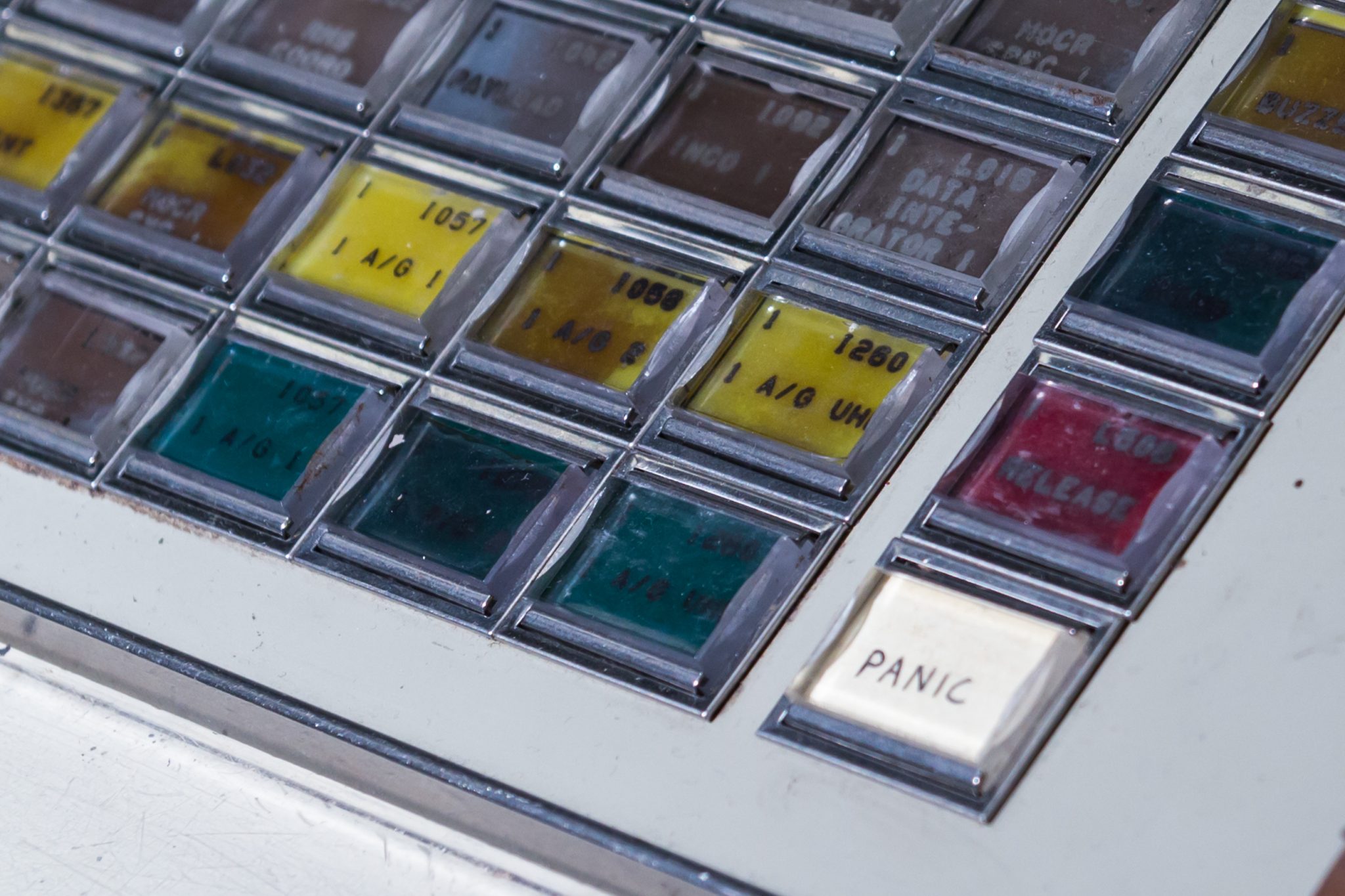 Going boldly: Behind the scenes at NASA's hallowed Mission Control ...