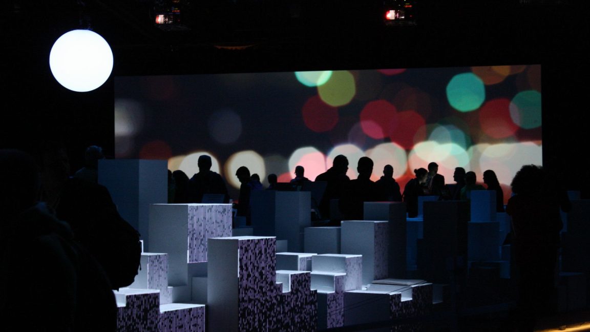 Hands-on, at last: Microsoft formally debuts Windows 8 and Surface ...