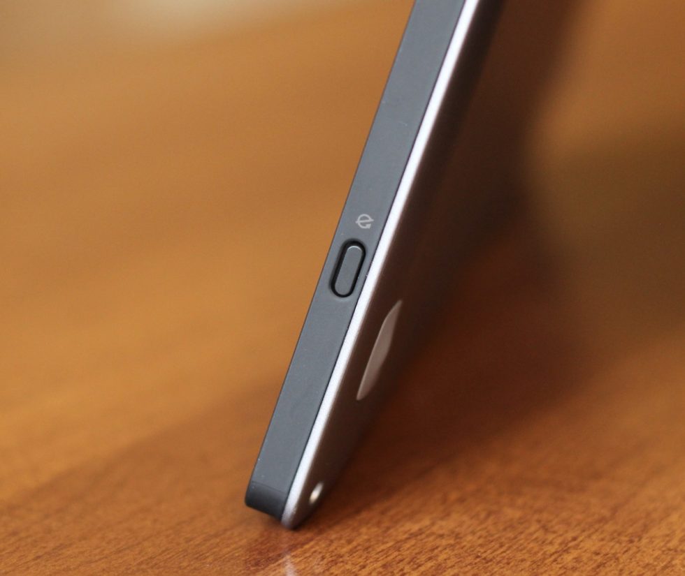 A good Ultrabook, a bad tablet: the Lenovo IdeaPad Yoga 13 review - Ars ...