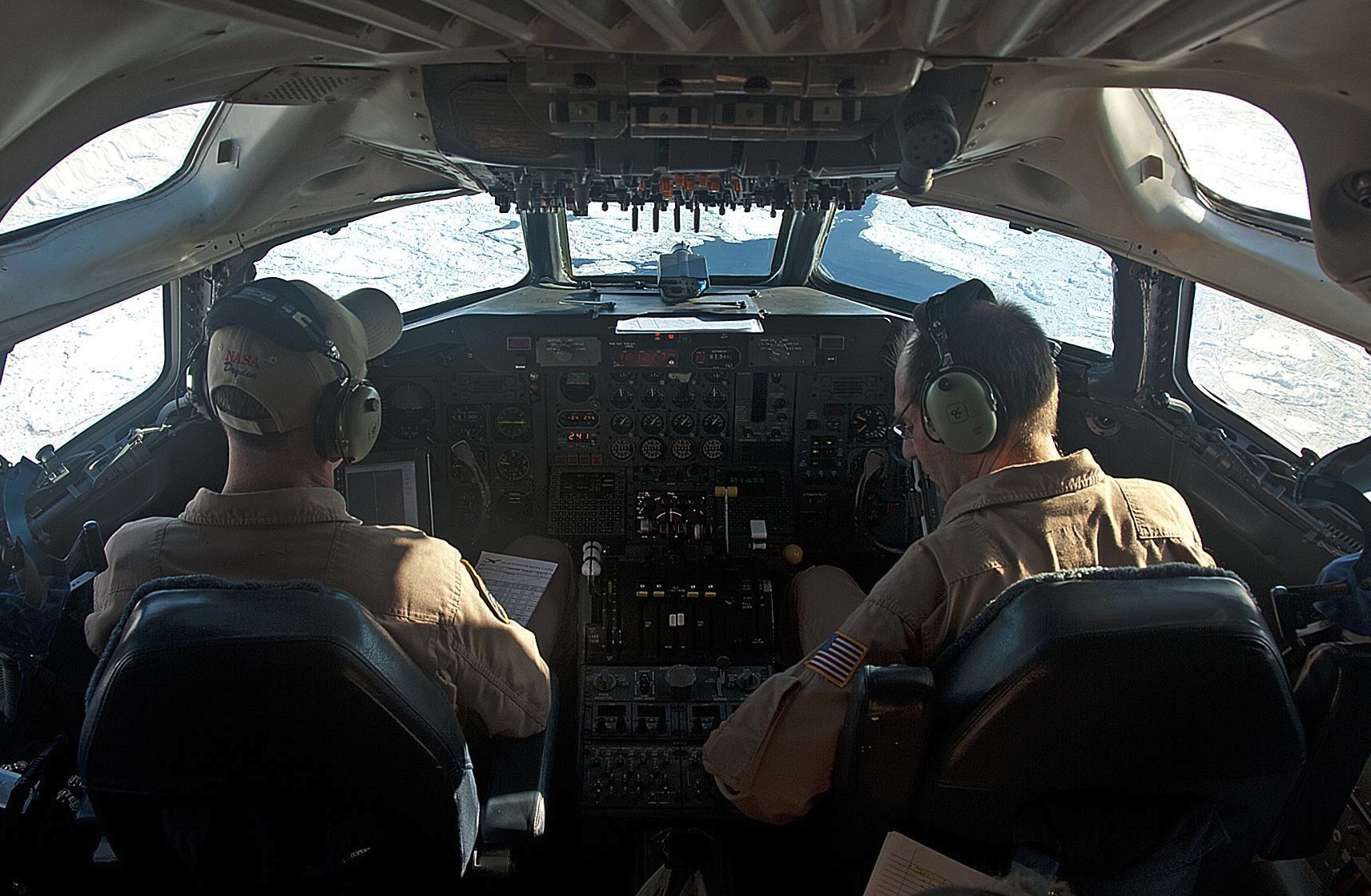 Antarctic IRC: how NASA's flying lab stays connected - Ars Technica