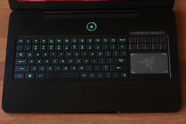 A tale of two gaming laptops: The x17 vs. the Blade Mk2 - Ars Technica