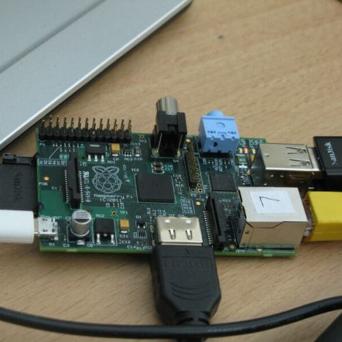 “HummingBoard” looks like a Raspberry Pi but packs in more power - Ars Technica