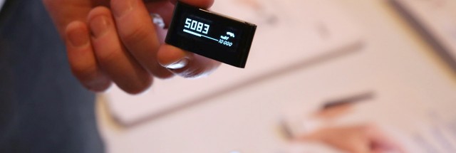 Withings rides fitness tech wave with Smart Activity Tracker | Ars Technica