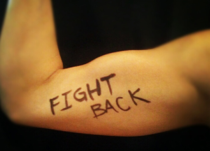 New lawsuit against “revenge porn” site also targets GoDaddy - Ars Technica