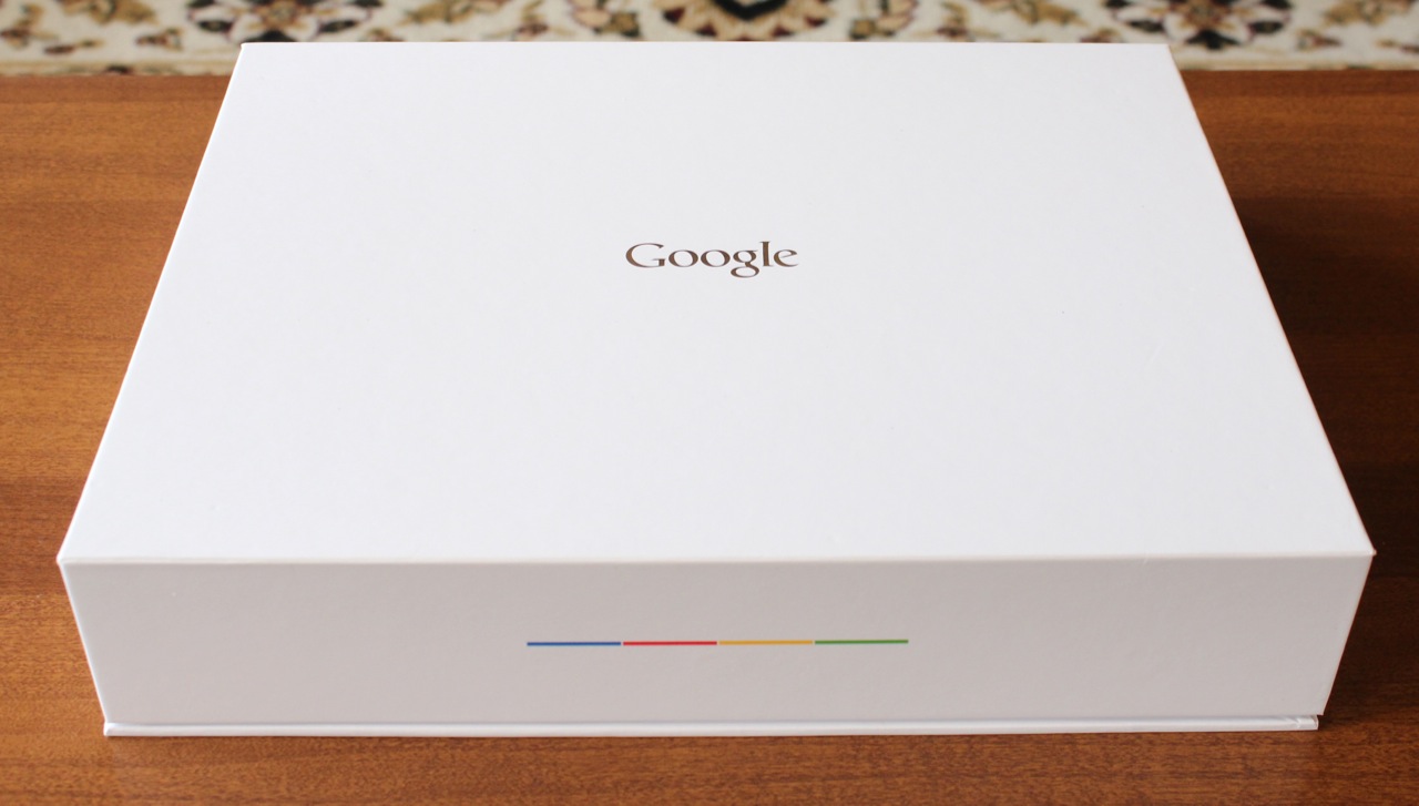 Unpacking the Pixel: A first look at Google’s expensive new Chromebook ...