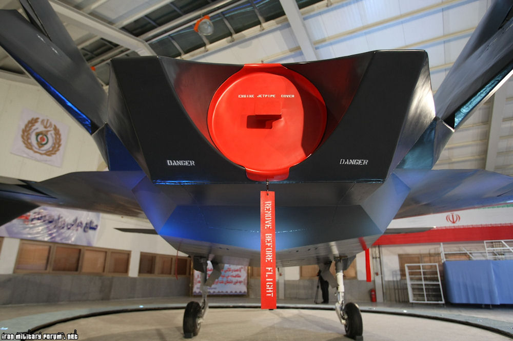 World trembles in confusion and/or fear at Iran’s fiberglass airplane ...
