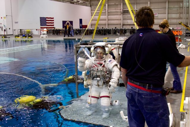 NASA decides on crowdsourced Tron look for Mars Z-2 spacesuit - Ars ...
