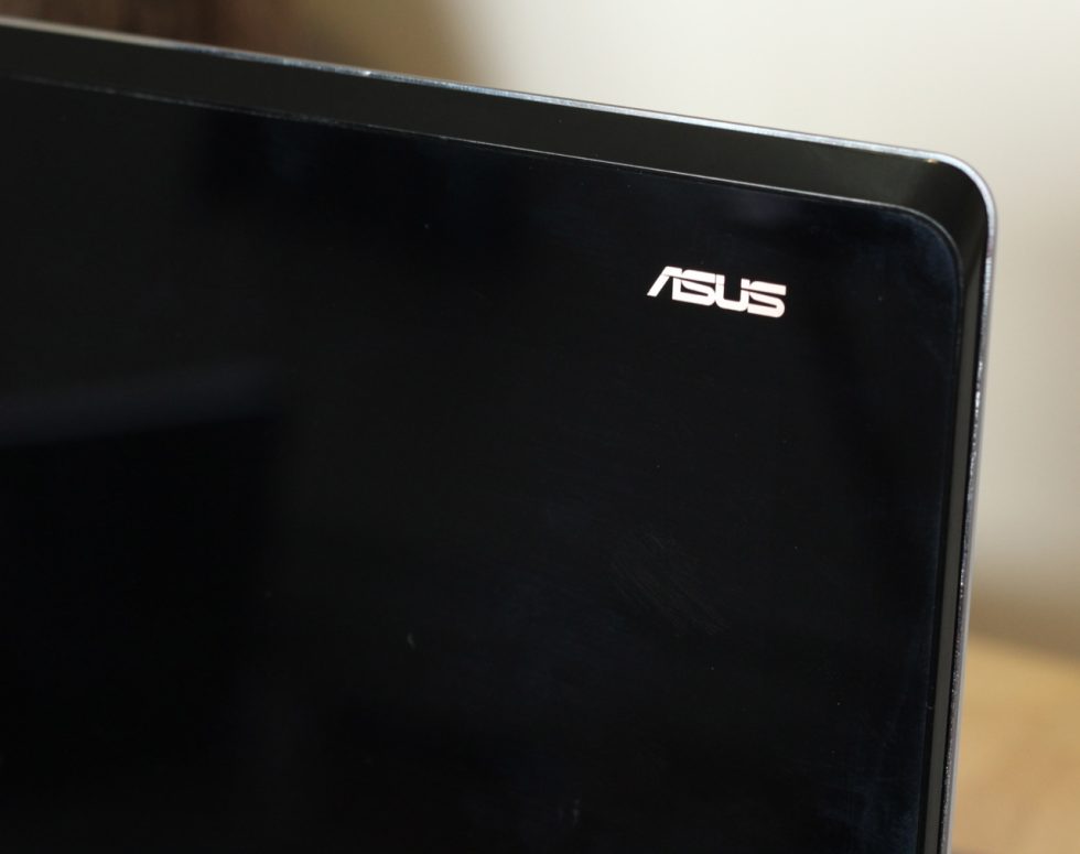 Two screens, four modes, one odd Ultrabook: The Asus Taichi 21 review ...