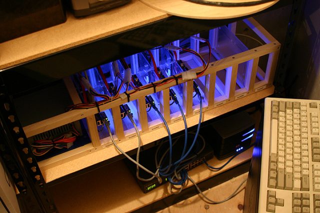 How two volunteers built the Raspberry Pi’s operating system - Ars Technica