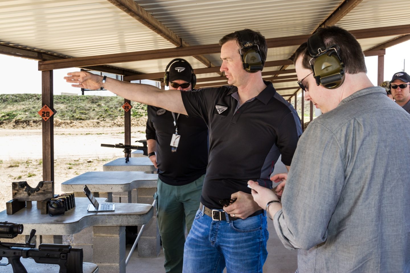 Bullseye from 1,000 yards: Shooting the $17,000 Linux-powered rifle ...