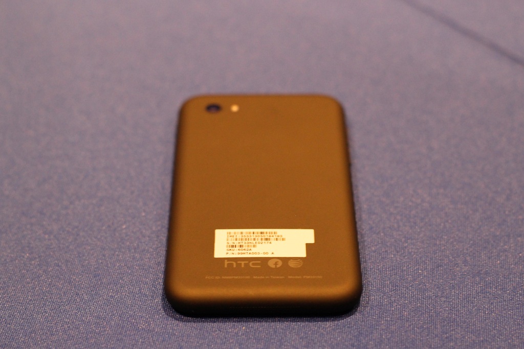 Hands-on with Facebook Home and the HTC First - Ars Technica