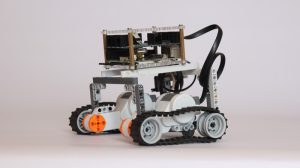 Raspberry Pi add-on will help you build Lego Mindstorm robots - Ars ...