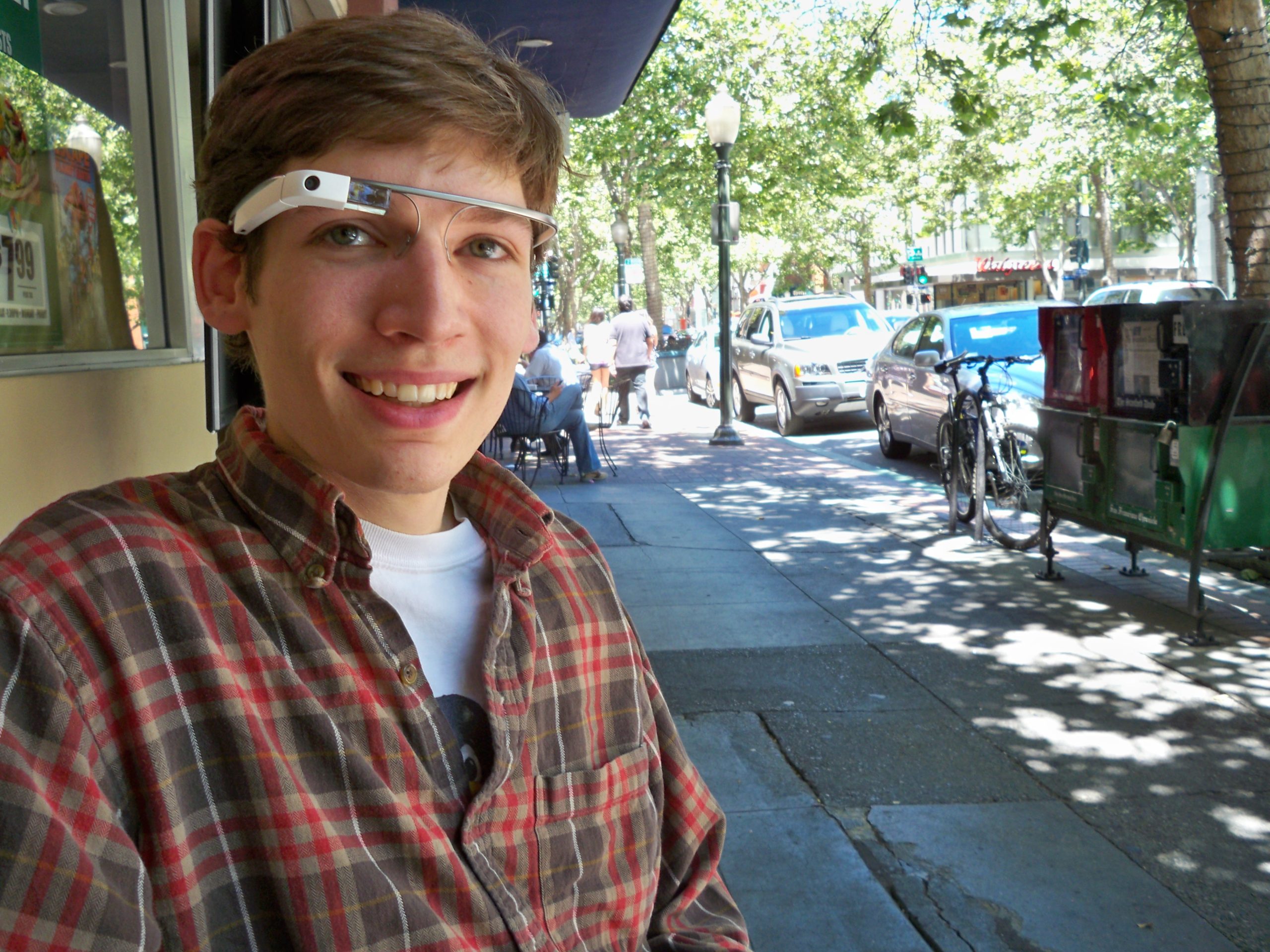 Google may not like it, but facial recognition is coming soon to Glass ...