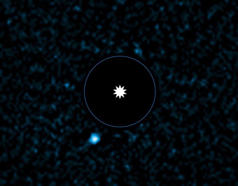 Astronomers image smallest exoplanet yet - Ars Technica