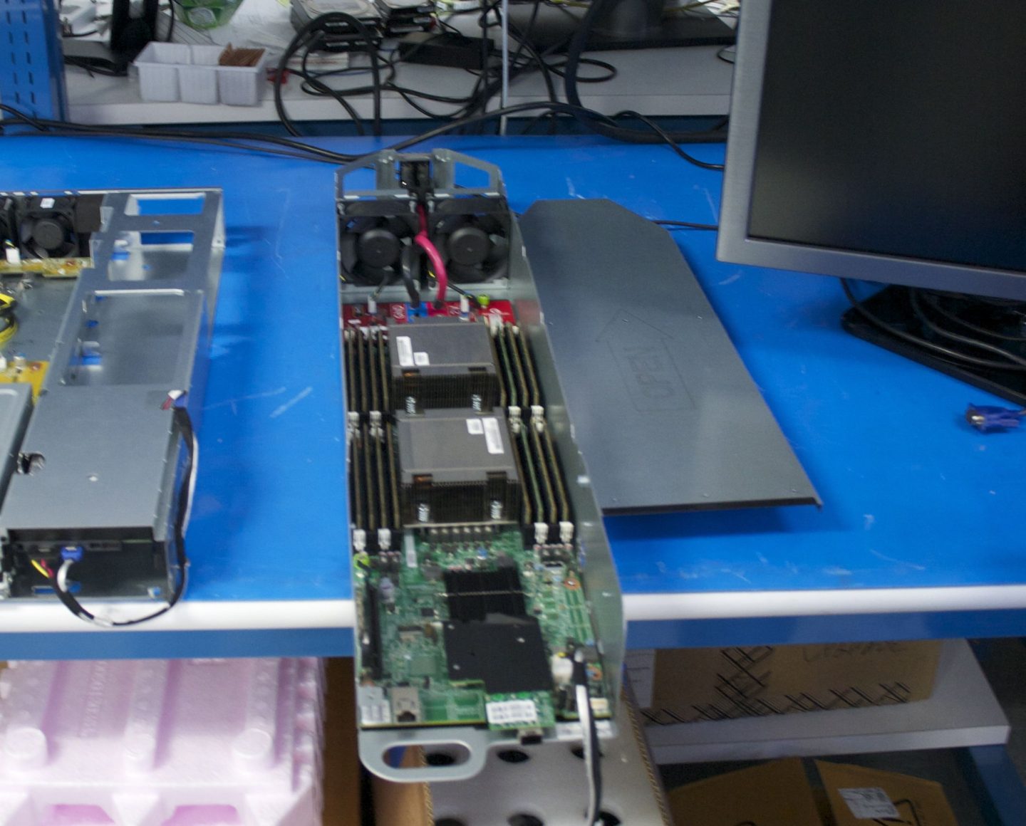 How Facebook threatens HP, Cisco, and more with its “vanity free ...