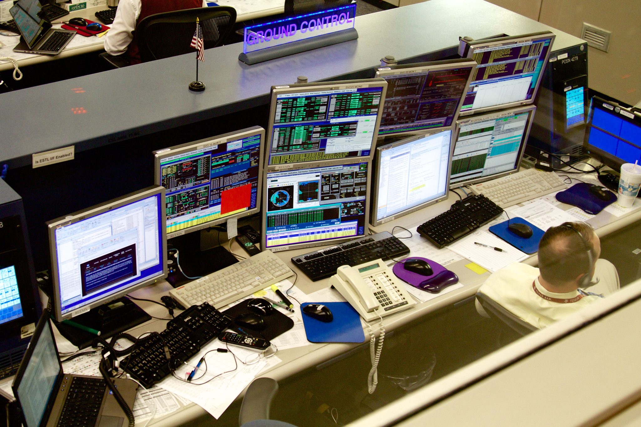 Gallery: The International Space Station flight control room - Ars Technica
