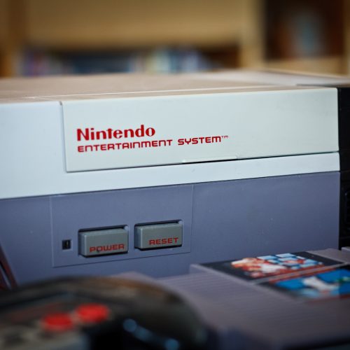 War Stories: How Nintendo sold the NES to a skeptical country - Ars ...