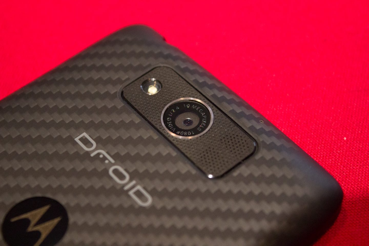 Hands-on with the 48-hour-battery Motorola Droid Maxx - Ars Technica