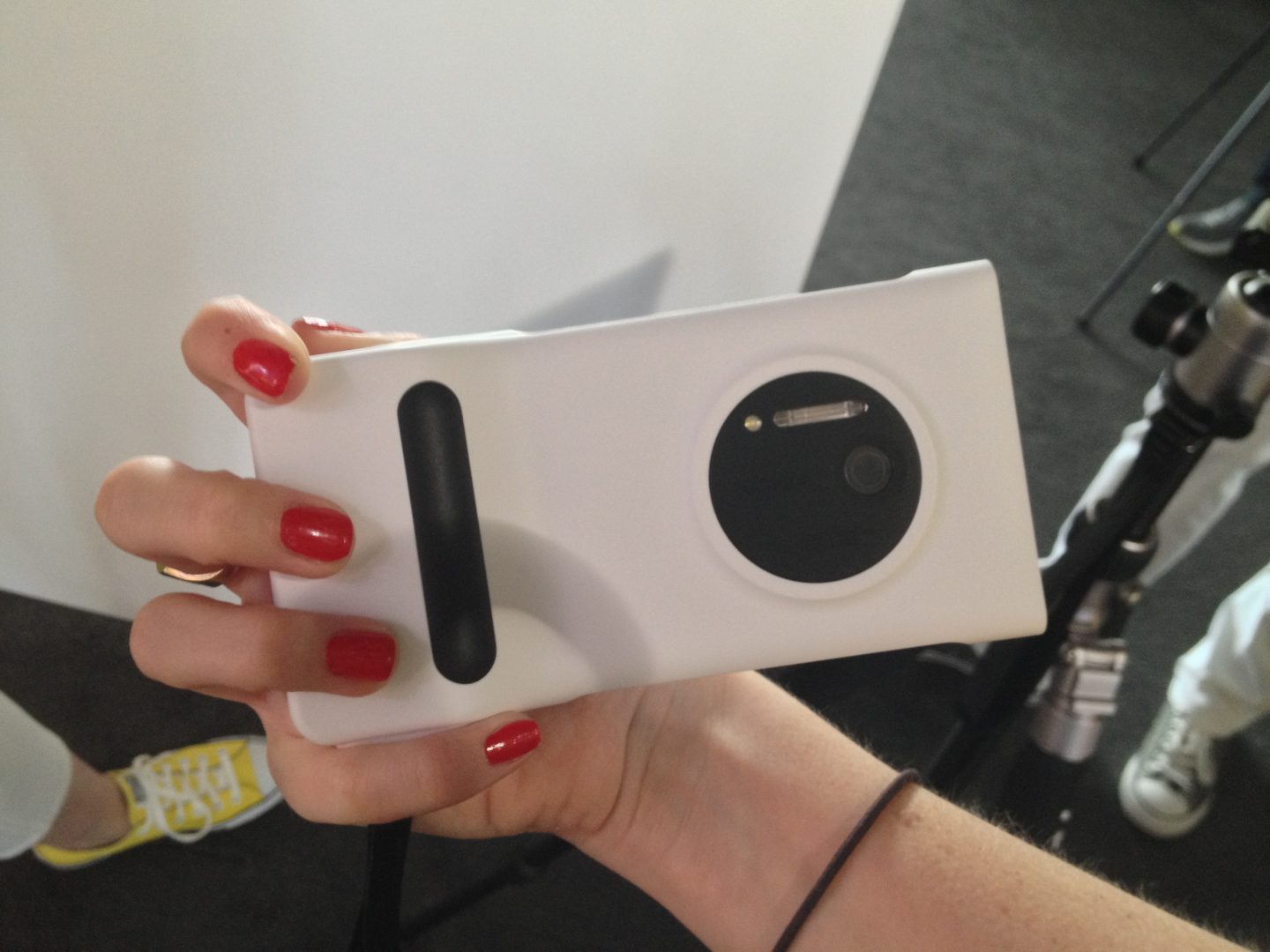 In the dark and on the move with the Nokia Lumia 1020’s camera - Ars ...