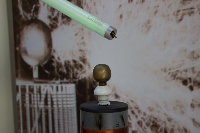 Nikola Tesla’s remote-control boat, and other unpopular inventions ...