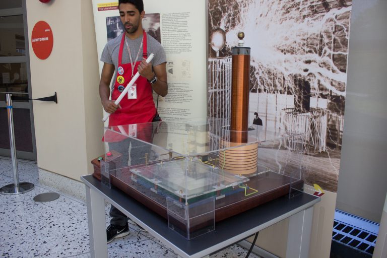 Nikola Tesla’s remote-control boat, and other unpopular inventions ...