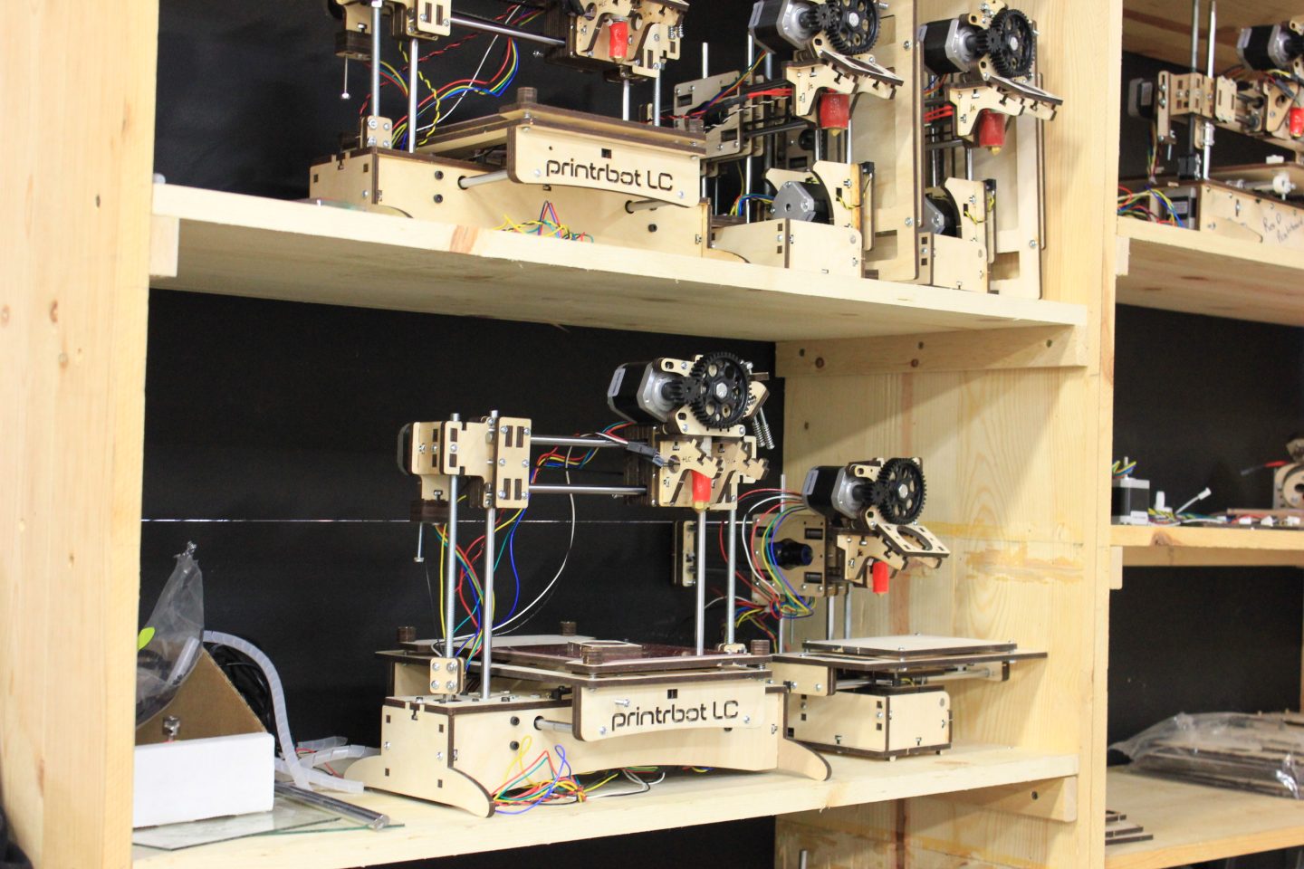 Inside Printrbot: One of the rising, inexpensive 3D printer ...