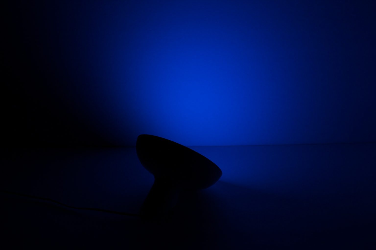 Review: Two new color-changing lights want to be friends with Philips ...