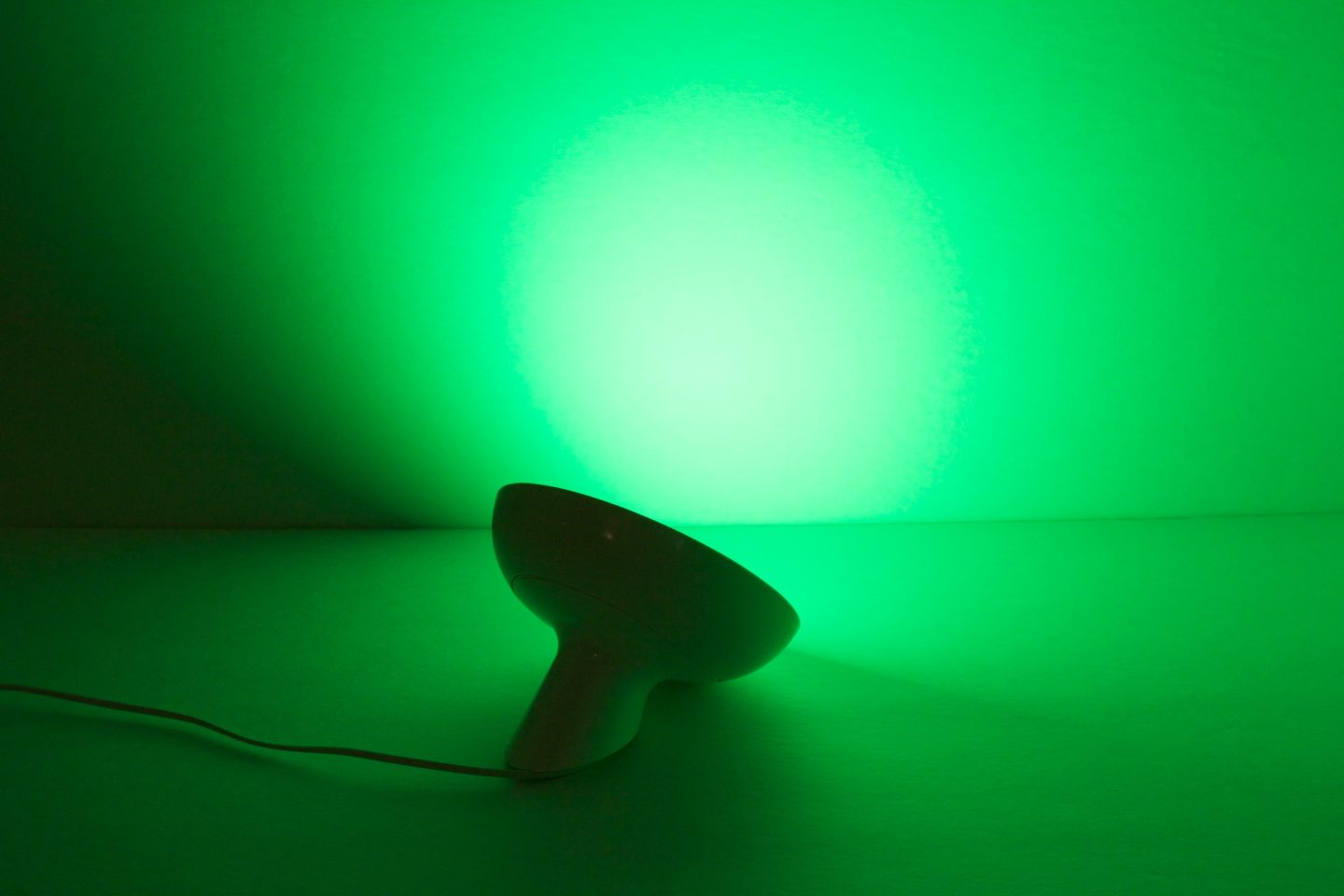 Review: Two new color-changing lights want to be friends with Philips ...