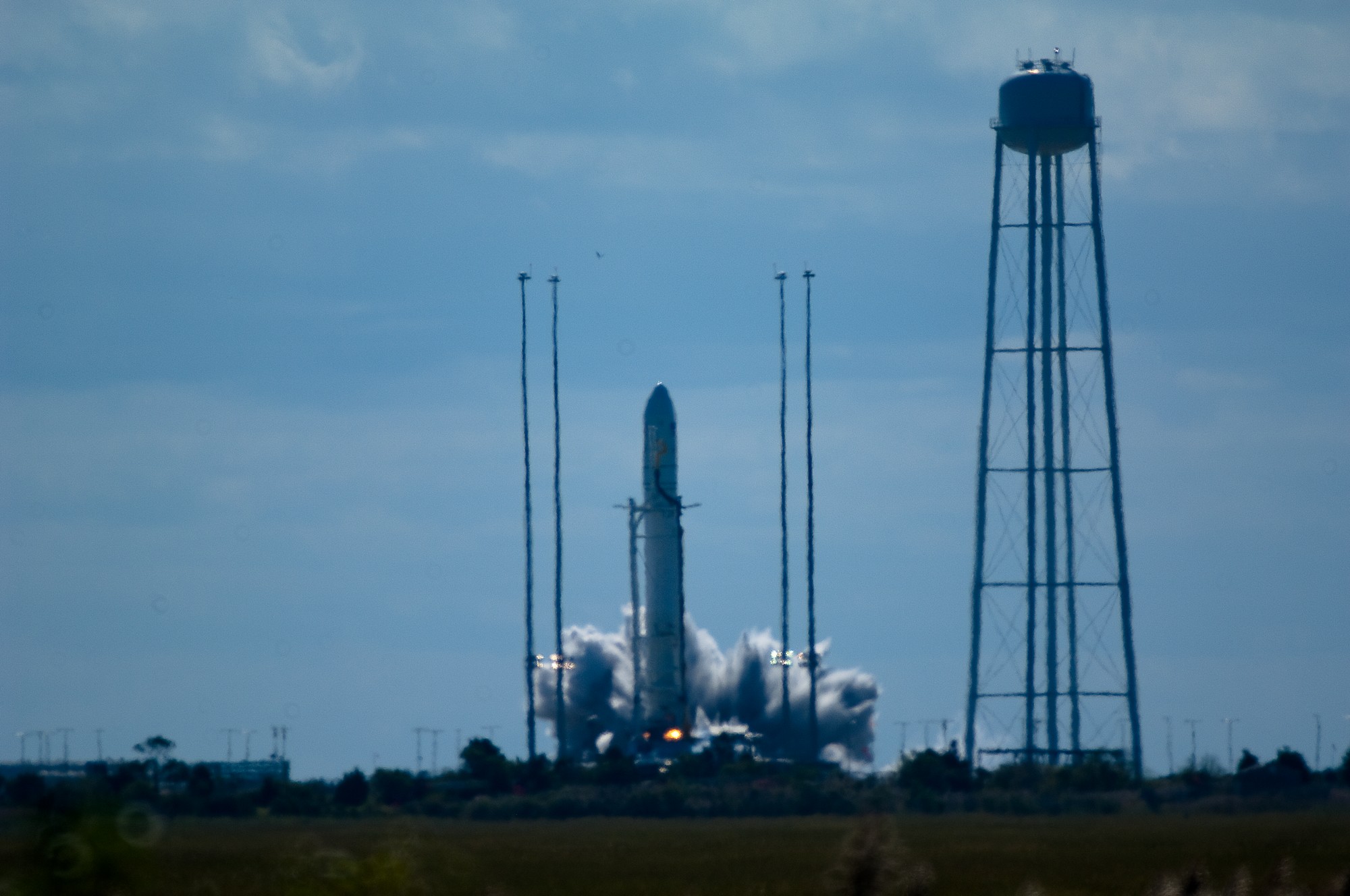 Gallery: the successful launch of the Antares rocket - Ars Technica