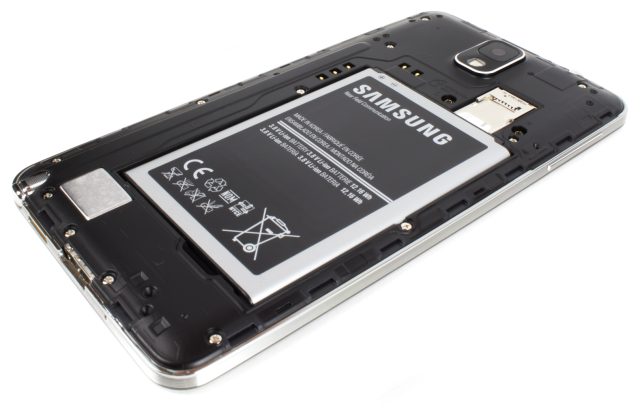 Review: The Galaxy Note 3 is big—and it pulls some benchmark ...