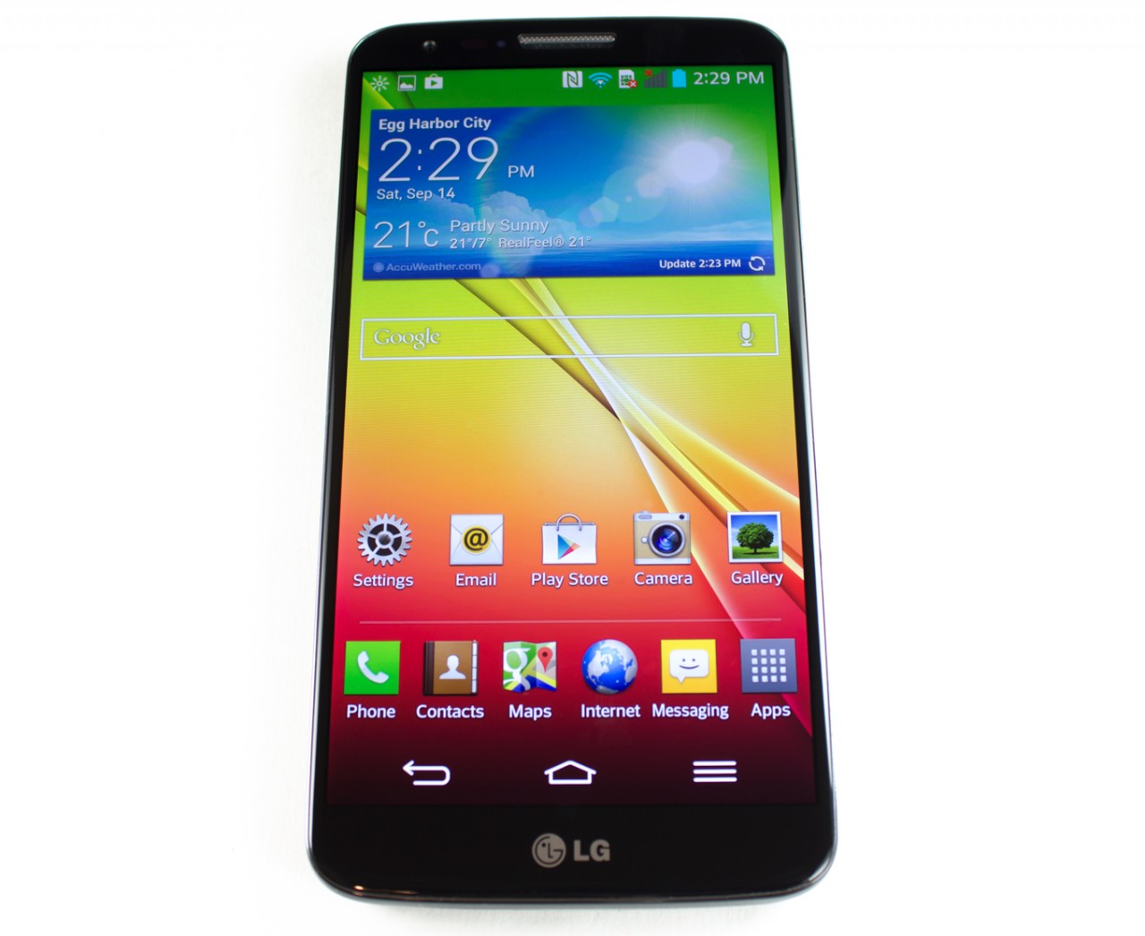Review: LG’s G2 smartphone gets caught living in the shadows of giants ...