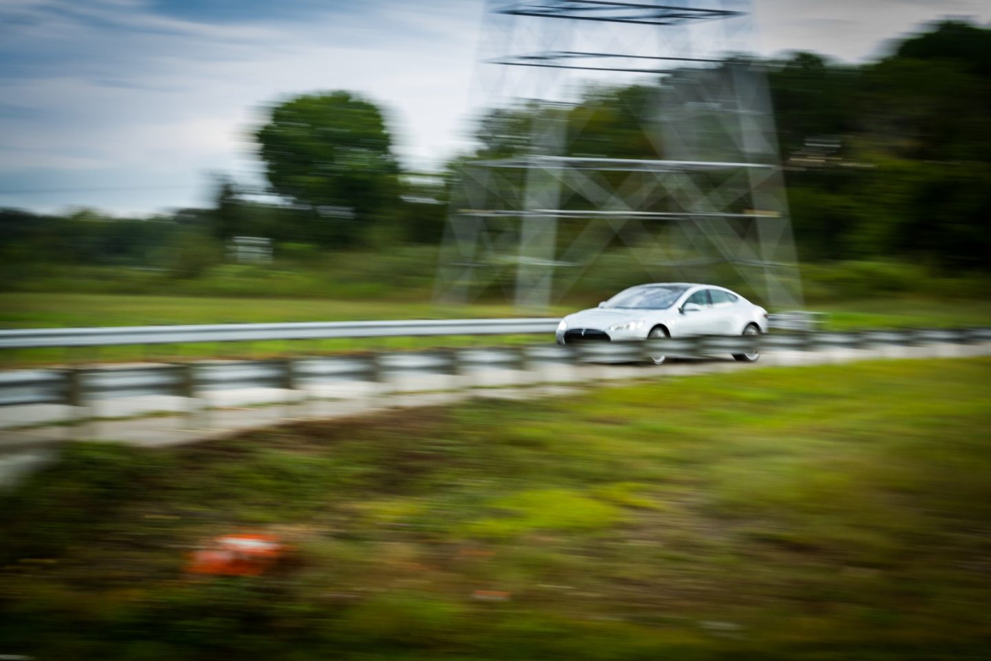 Review: Tesla Motors’ all-electric Model S is fast—but is it a good car ...