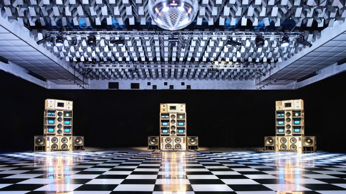 Despacio: The 50,000-watt sound system designed for discerning ...