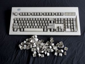Why I use a 20-year-old IBM Model M keyboard - Ars Technica