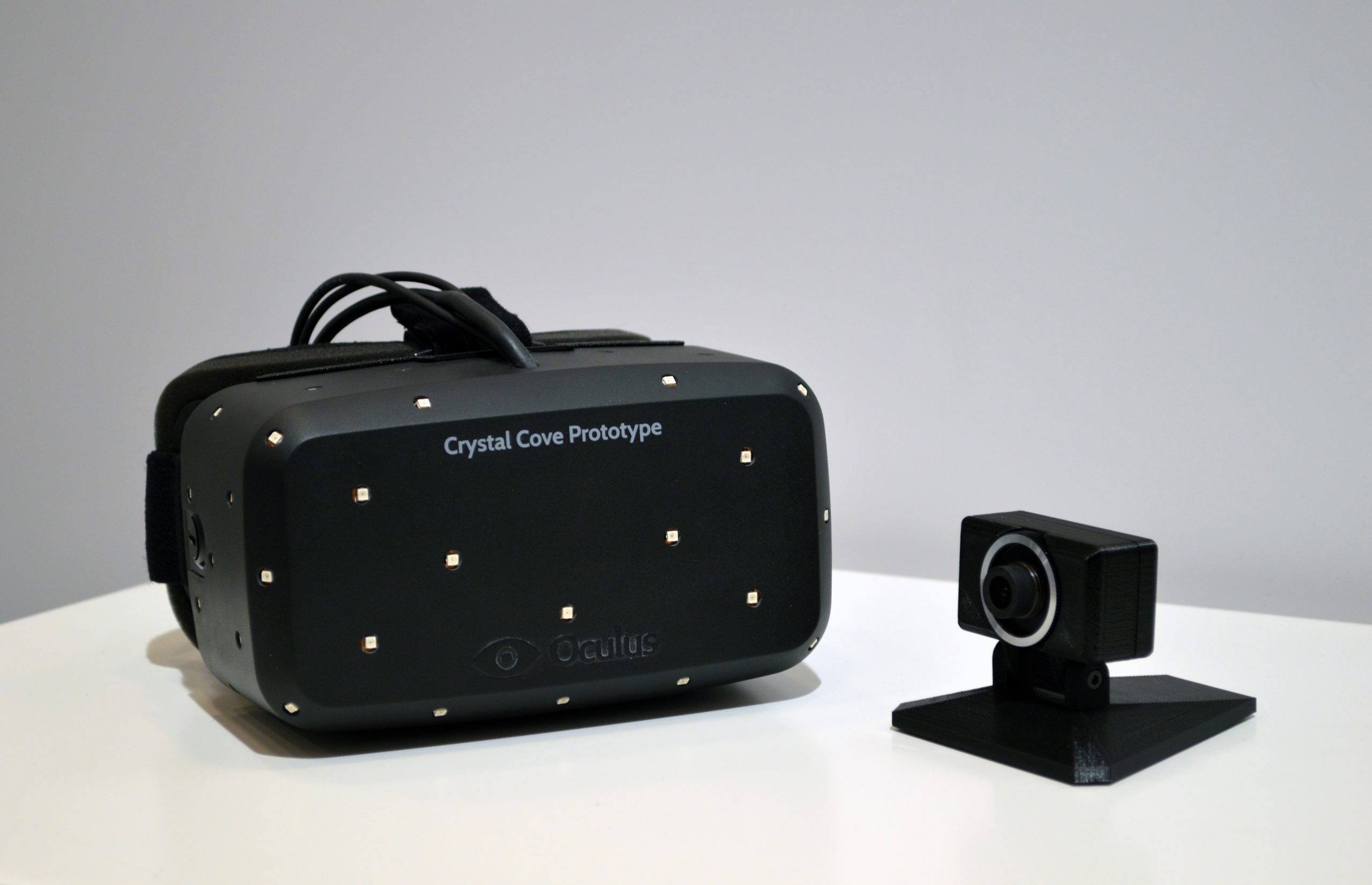 New Oculus Prototype Features Positional Tracking Reduced Motion Blur