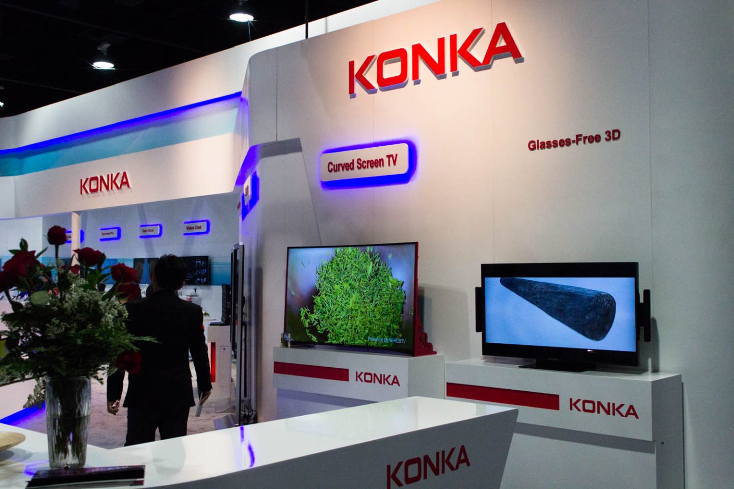 The flat-out truth on curved TVs - Ars Technica
