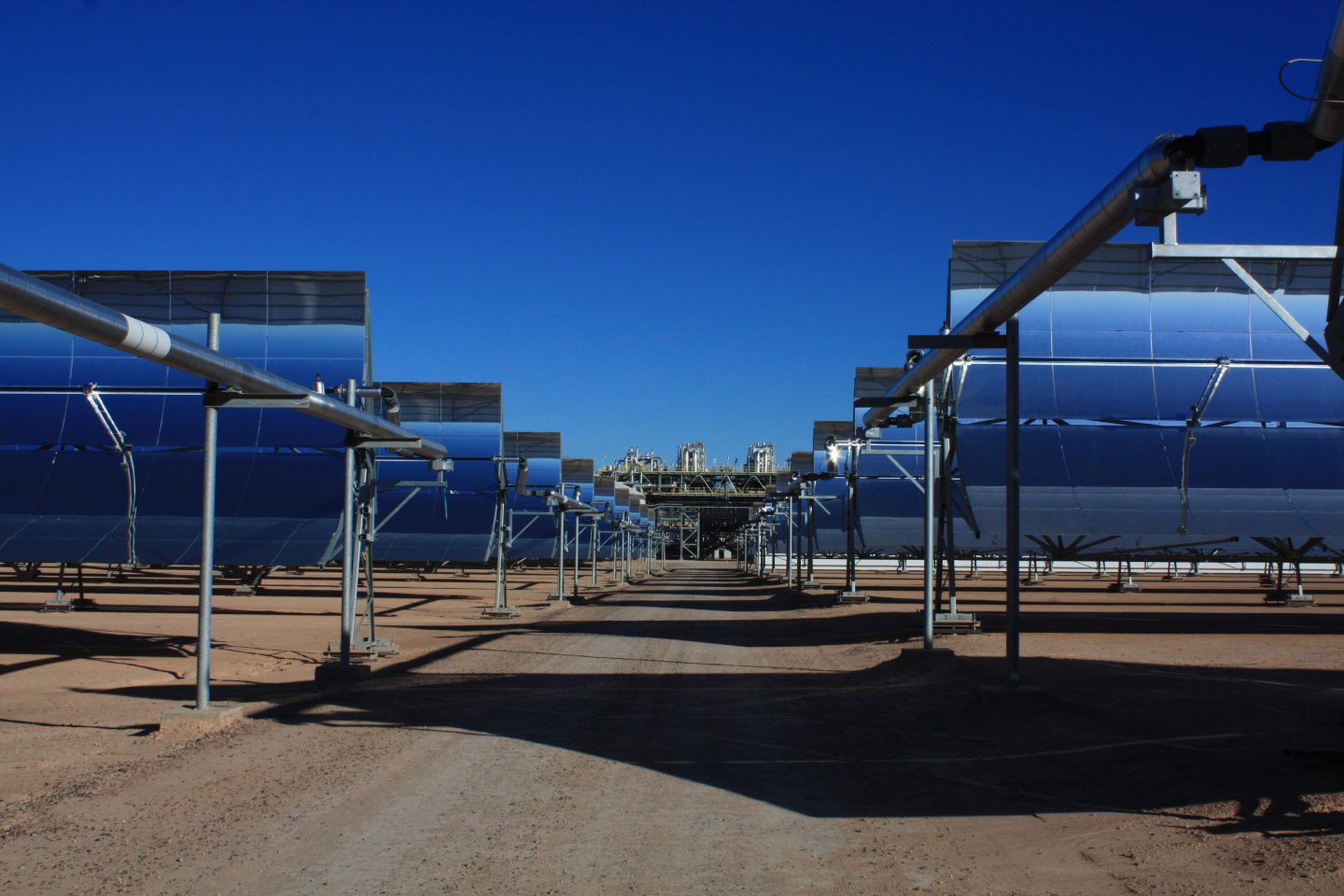 Who needs sunlight? In Arizona, solar power never sleeps - Ars Technica