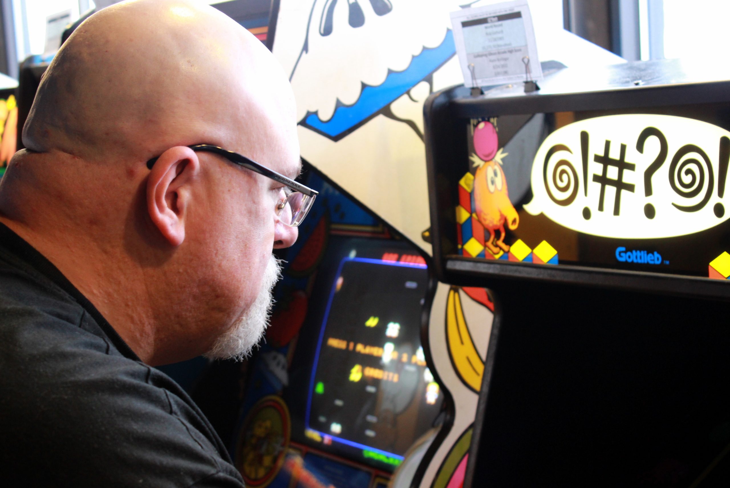 A visit to Galloping Ghost, the largest video game arcade in the USA ...
