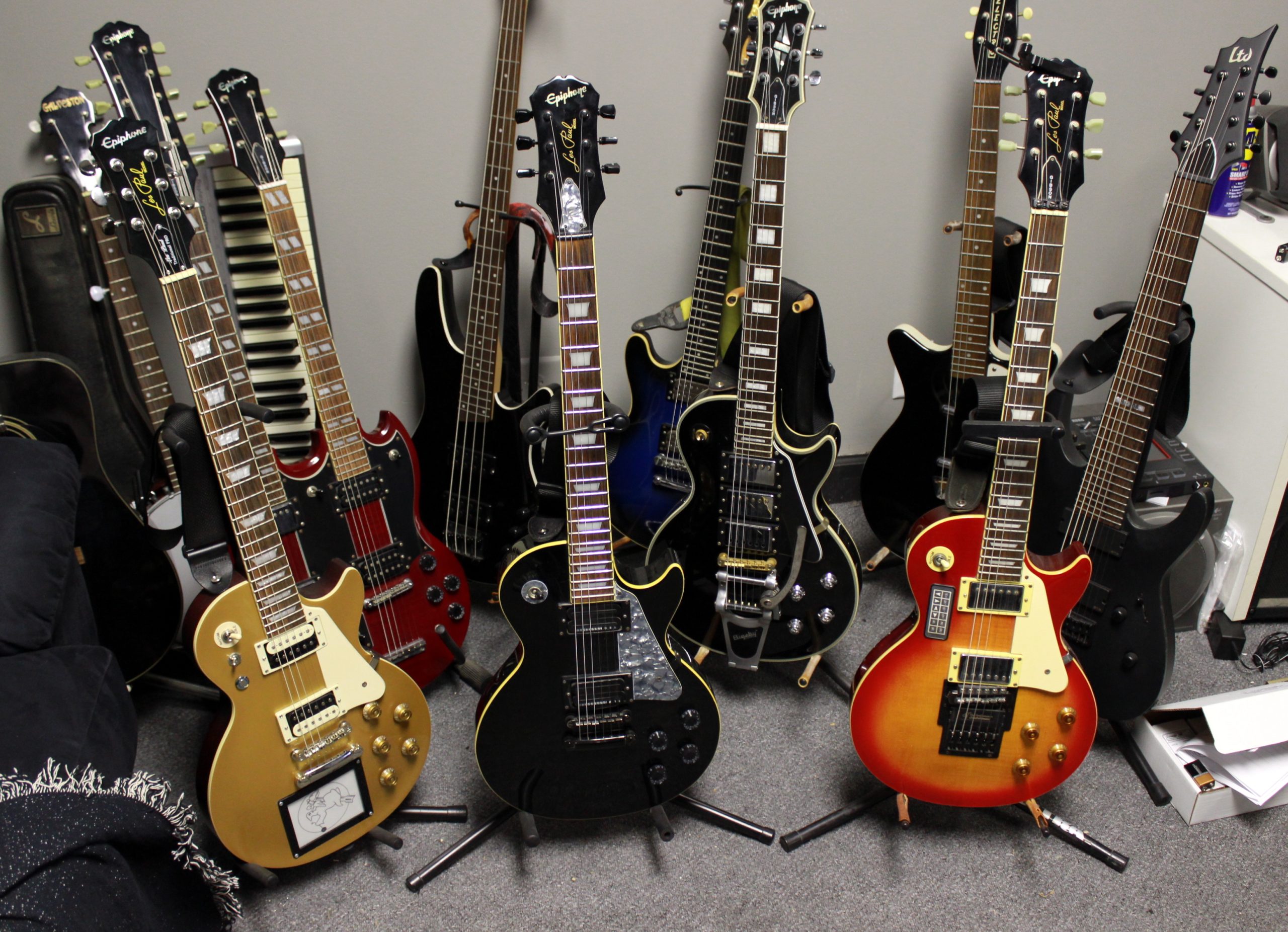 A visit to Galloping Ghost, the largest video game arcade in the USA ...